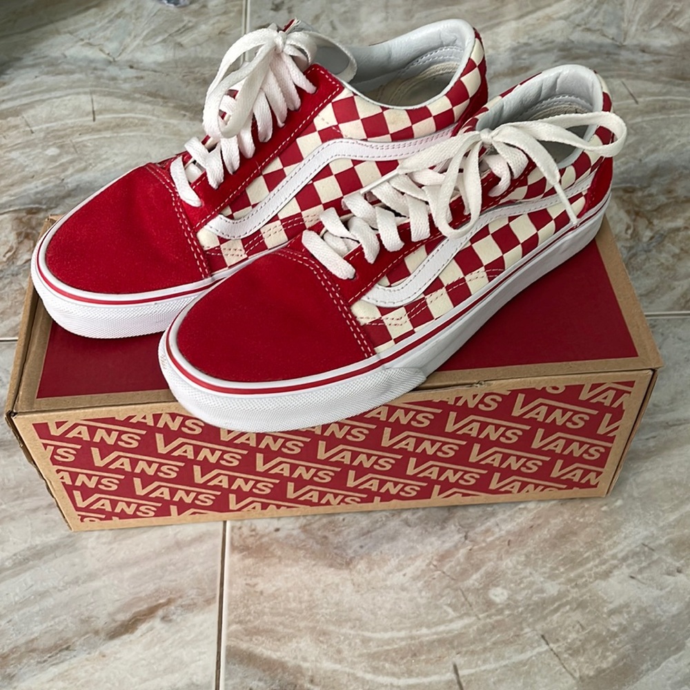 Old Skool Red Checkered Vans - Gem